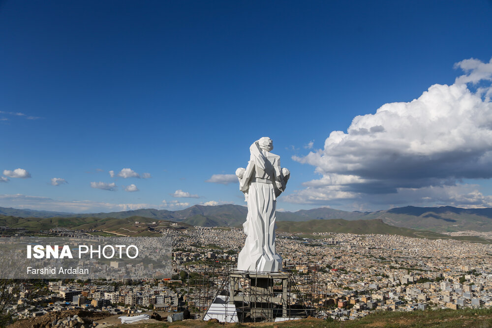 Urban sculpture unveiled in Sanandaj | UNESCO Cities of Music UNESCO ...